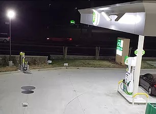 Commercial LED Lighting & Electronic LED Signs | MetroLED